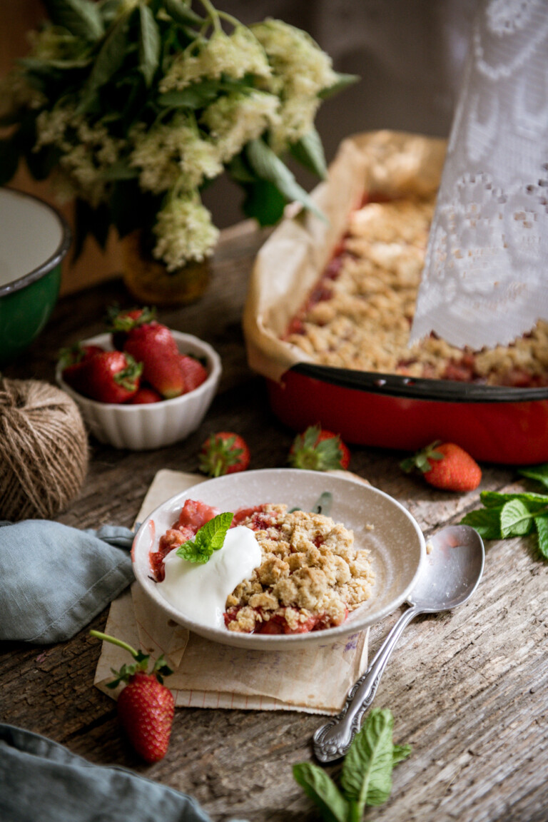 Crumble od jagoda - Domaćica